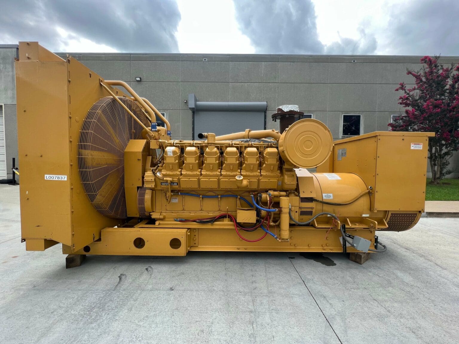 1000 kW CAT Diesel Generator - LEL Critical